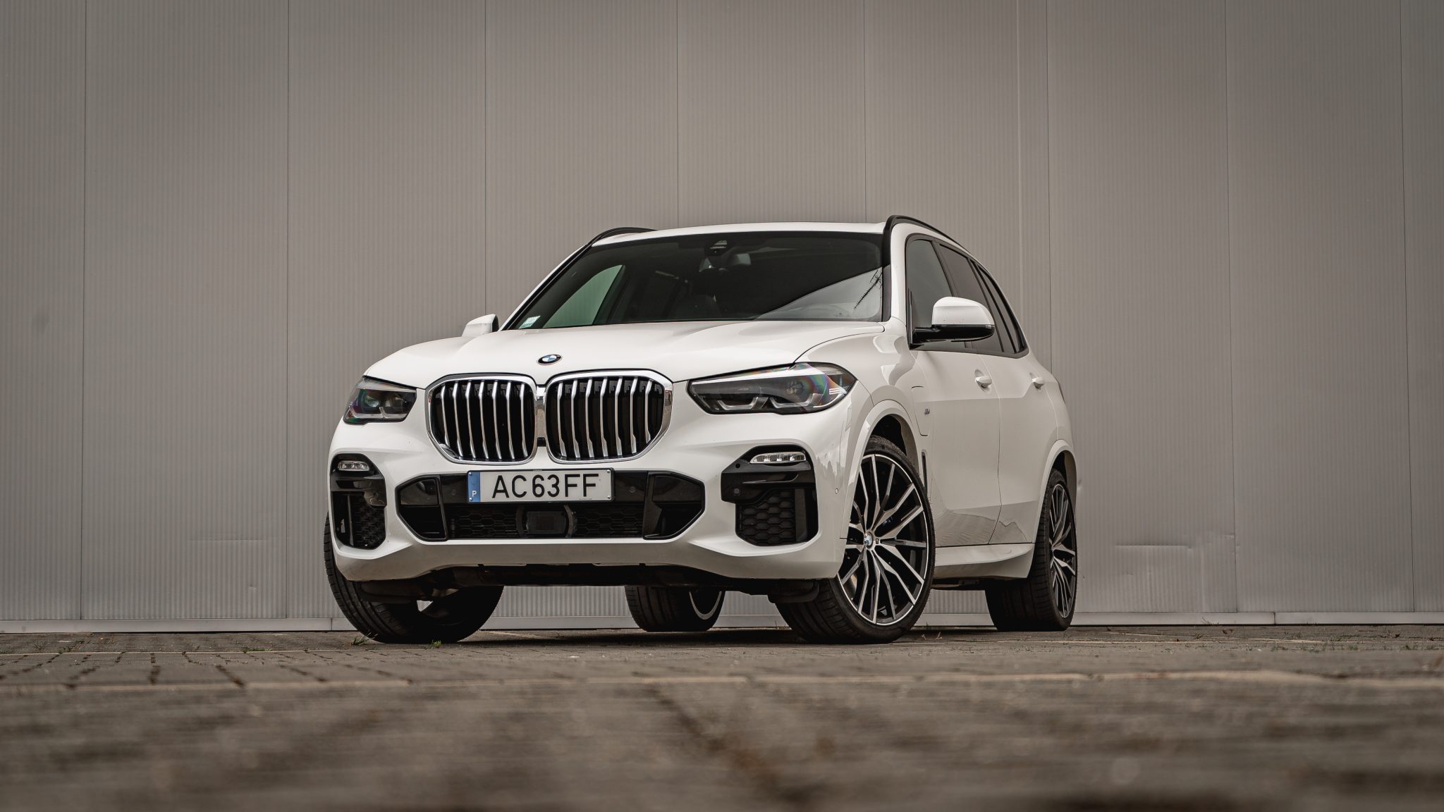 BMW X5 45e é o mais BARATO mas MELHOR opção?