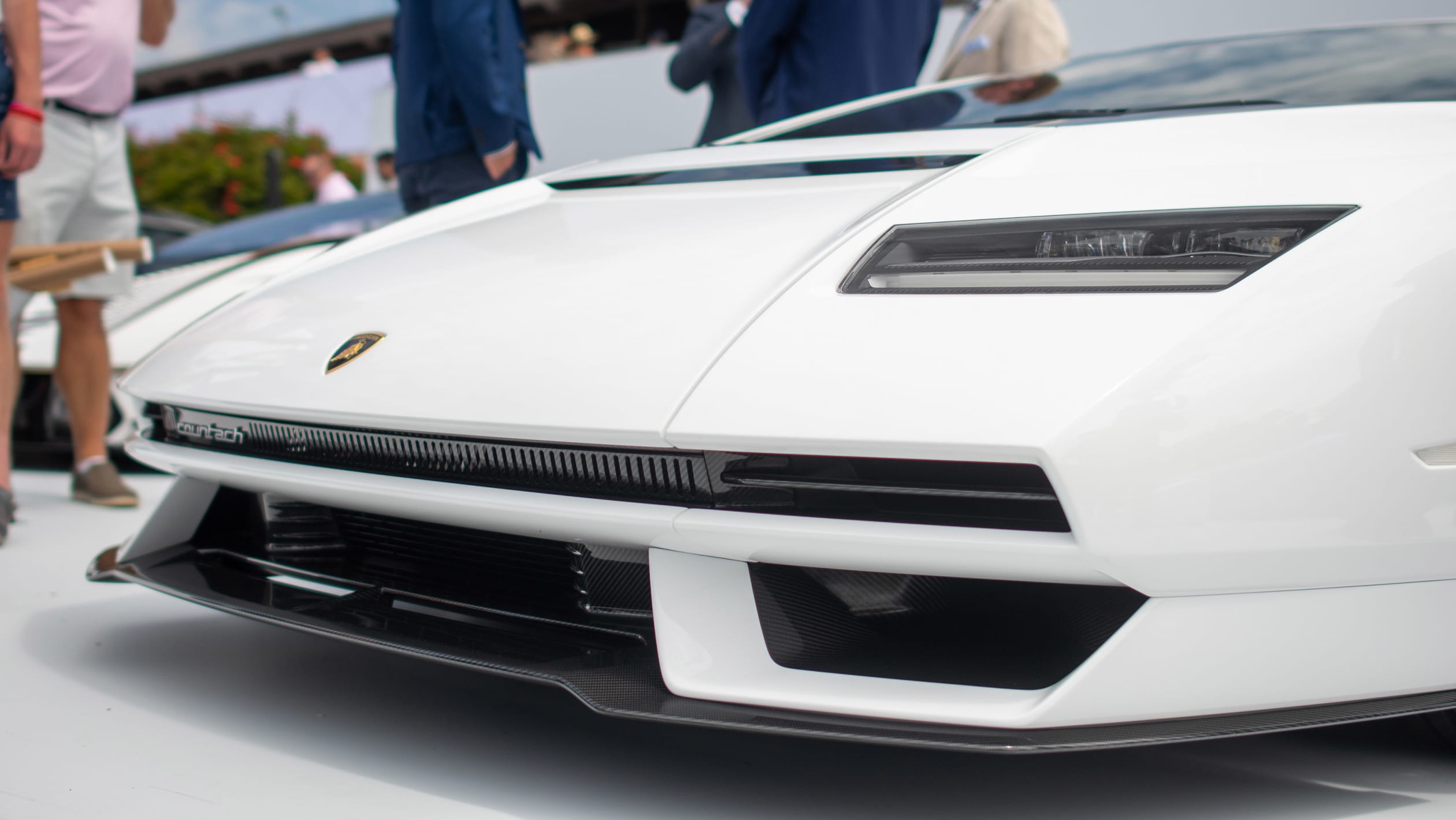 Lamborghini Countach LPI 800-4, a lenda está de volta